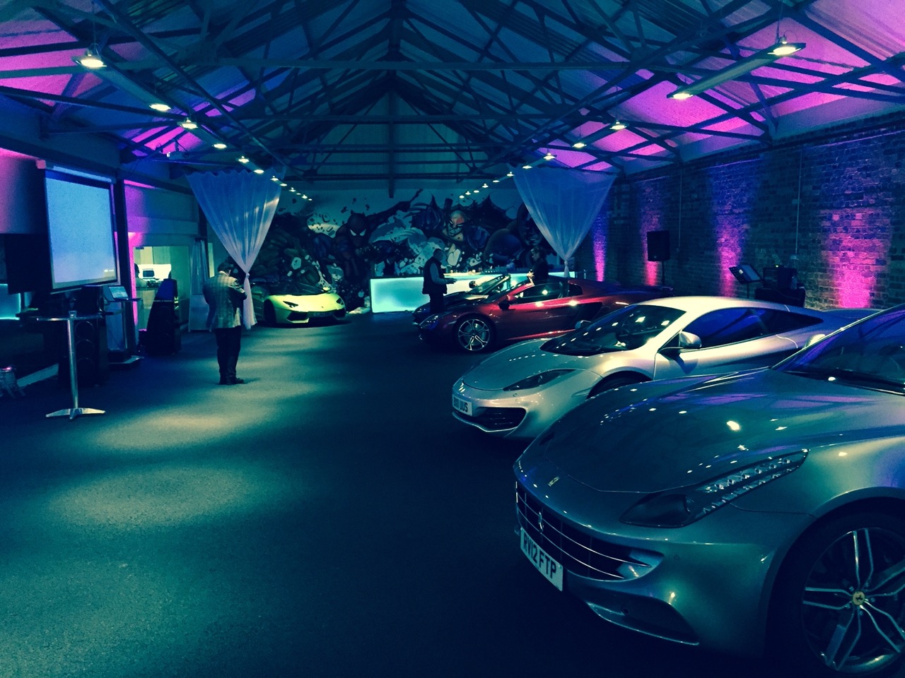 Auto Vivendi Club House Party - Hire the Barman